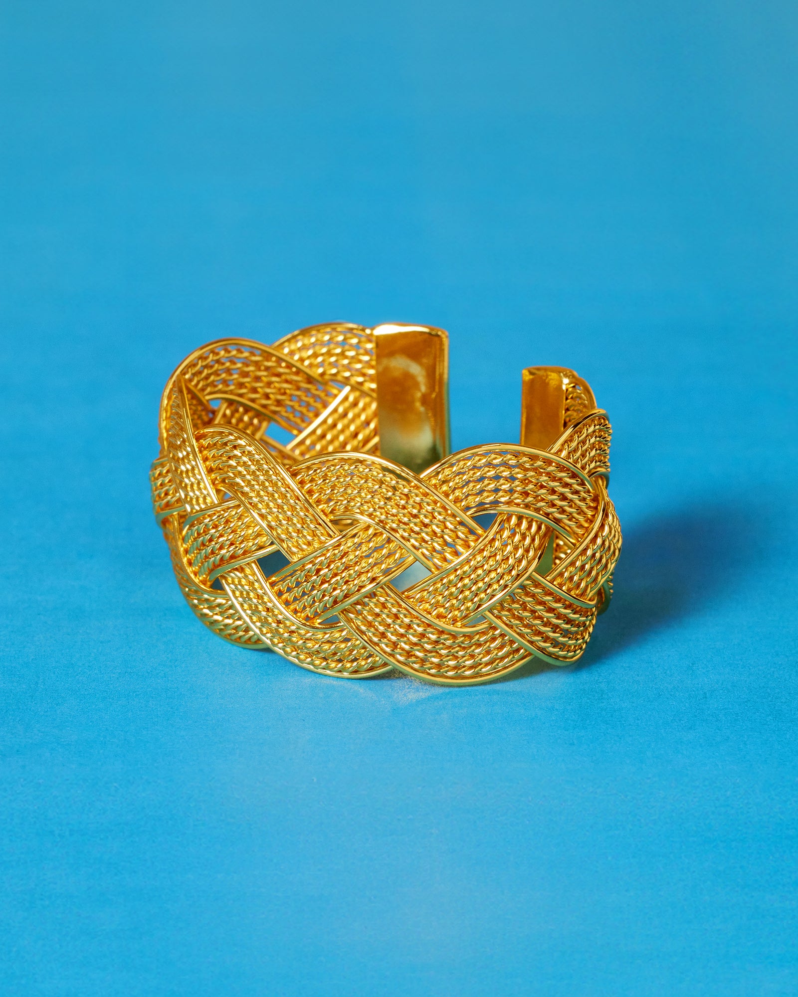 NicoBlu® Piper Nautical Rope Cuff Bracelet in Gold